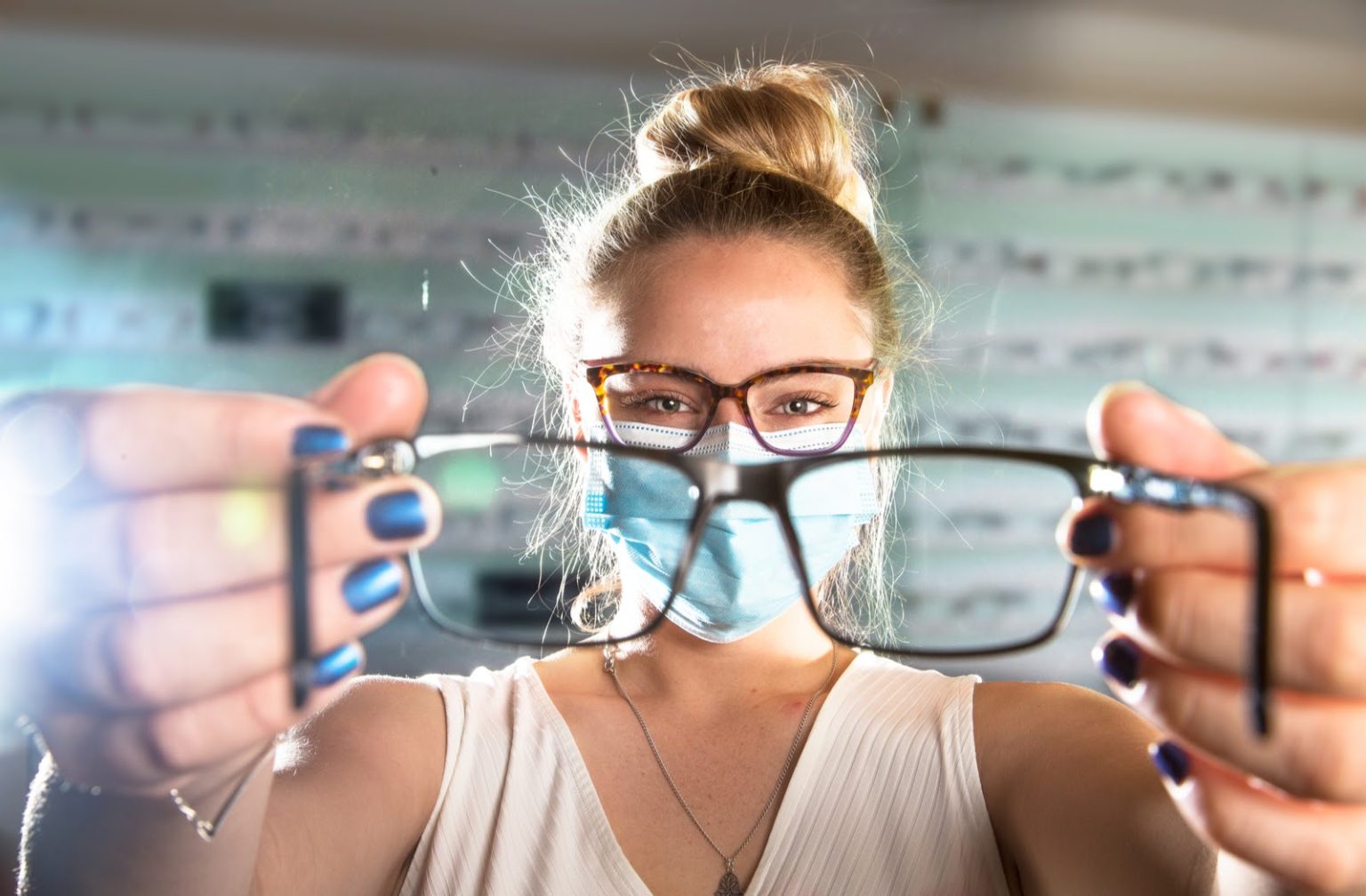 5 Things to Consider When Choosing Glasses for Your Visual Needs - The ...